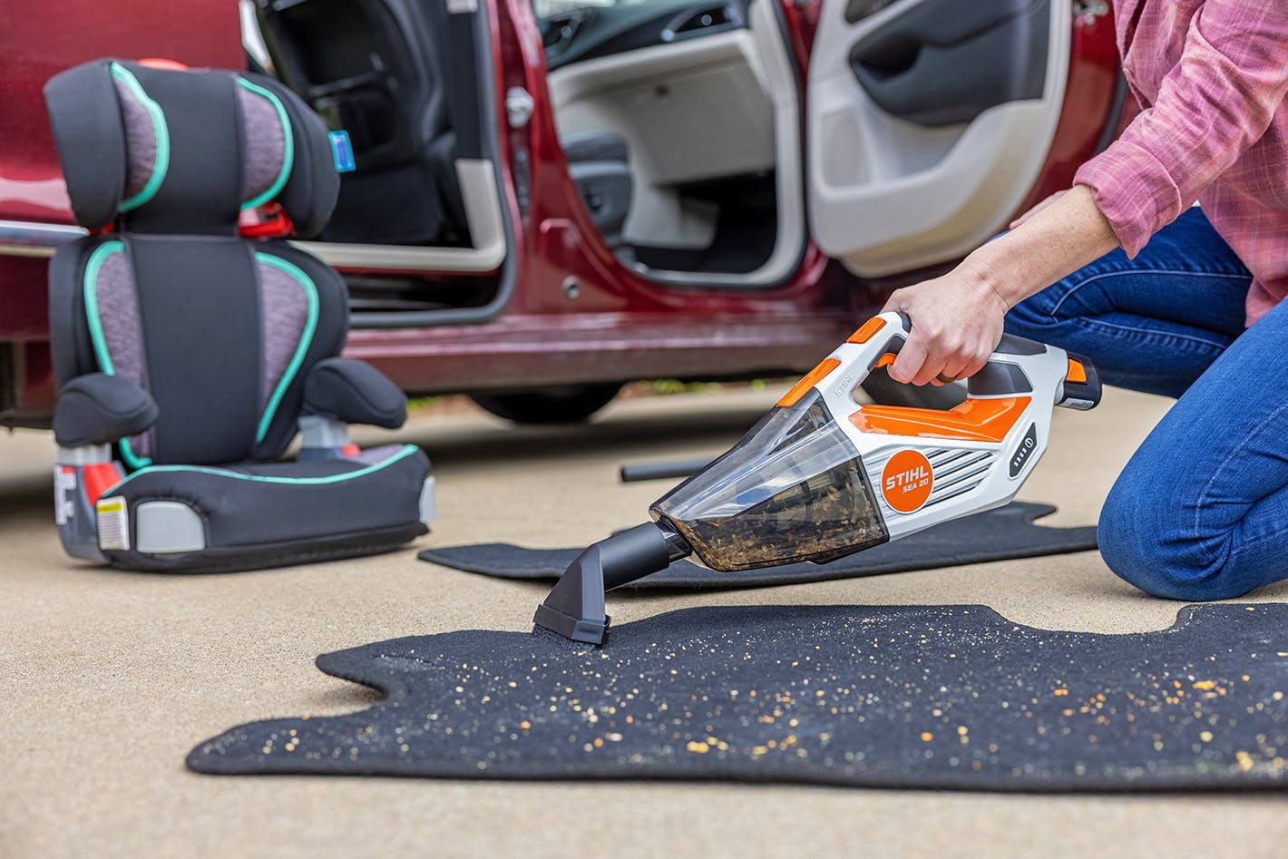 Stihl Battery Handheld Vacuum – SEA 20 Set – Landscape Supply